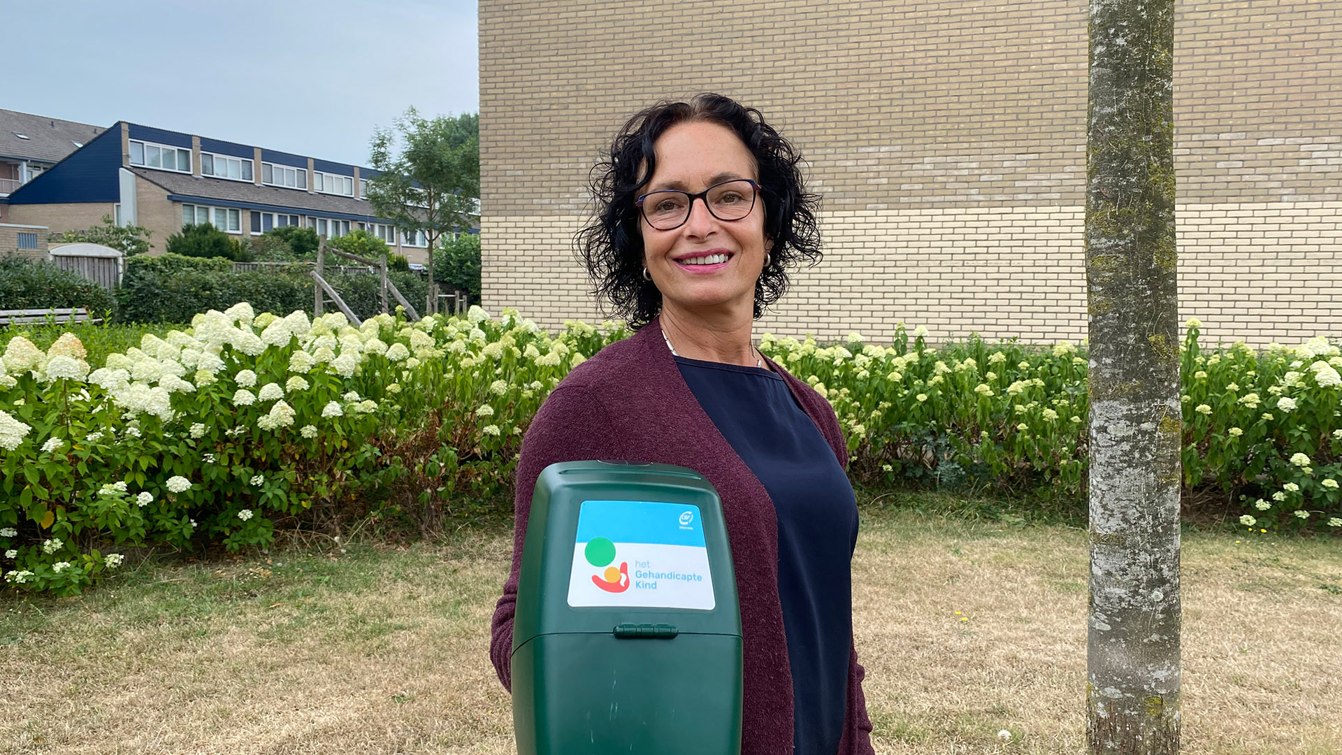 Gonnie collecteert voor kinderen met een handicap | Stichting het ...