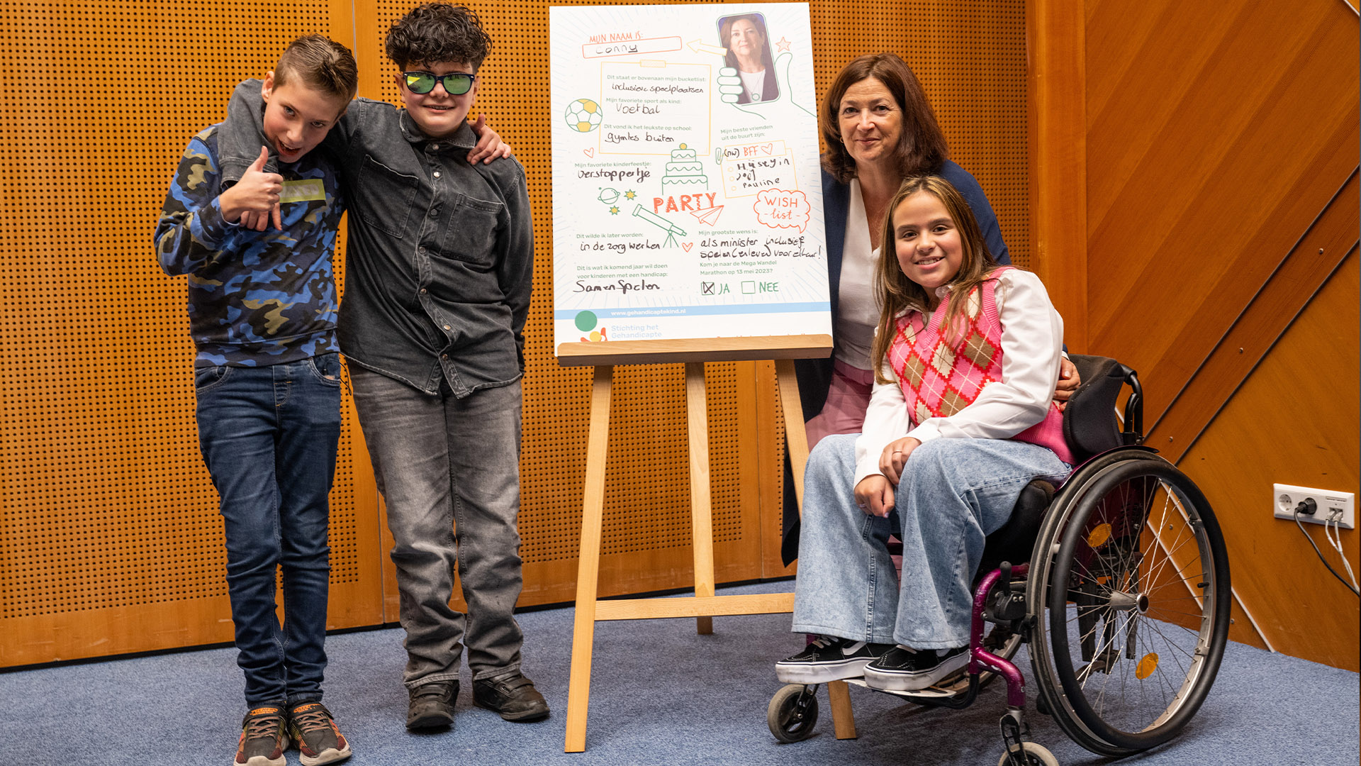 Kinderambassadeurs adviseren minister Helder over vriendschappen